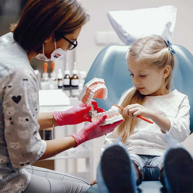 Different Types of Partial Dentures: Ultimate Guide 2025